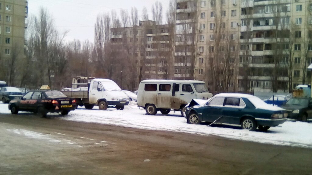 Otoparklar Avtostoyanka, Saratov, foto