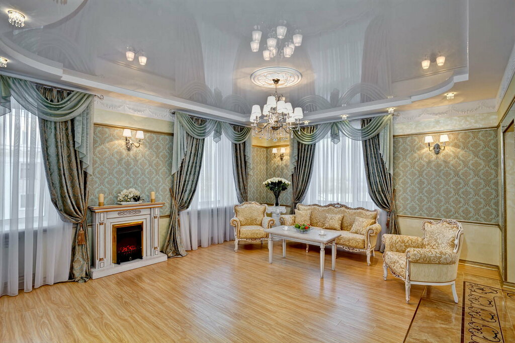 Perde ve korniş üreticileri Salon Zolotaya vual, Kirov, foto