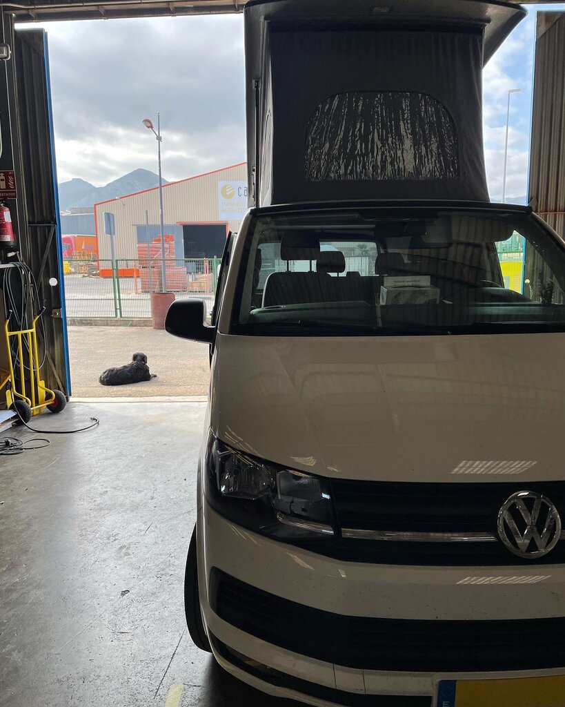 Karavan Nautilus Vans, Valensiya, foto