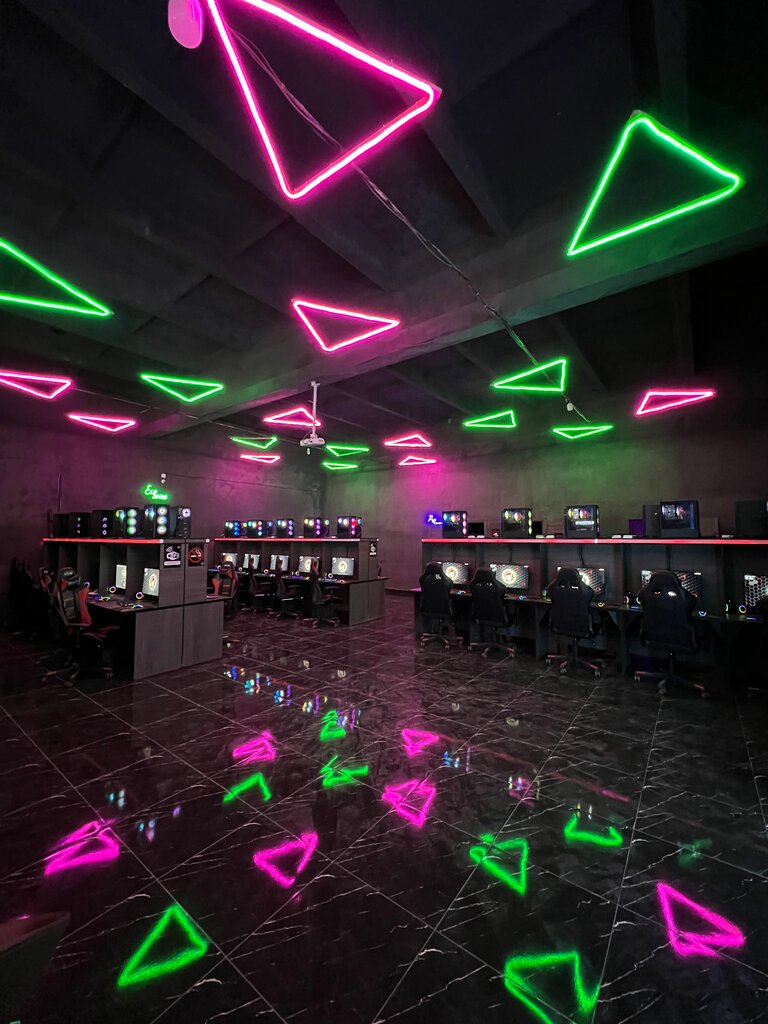 Bilgisayar kulübü Cyber Arena Legion, Ürgenç, foto