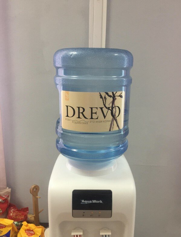 Su satışı Drevo, Gorno‑Altaysk, foto