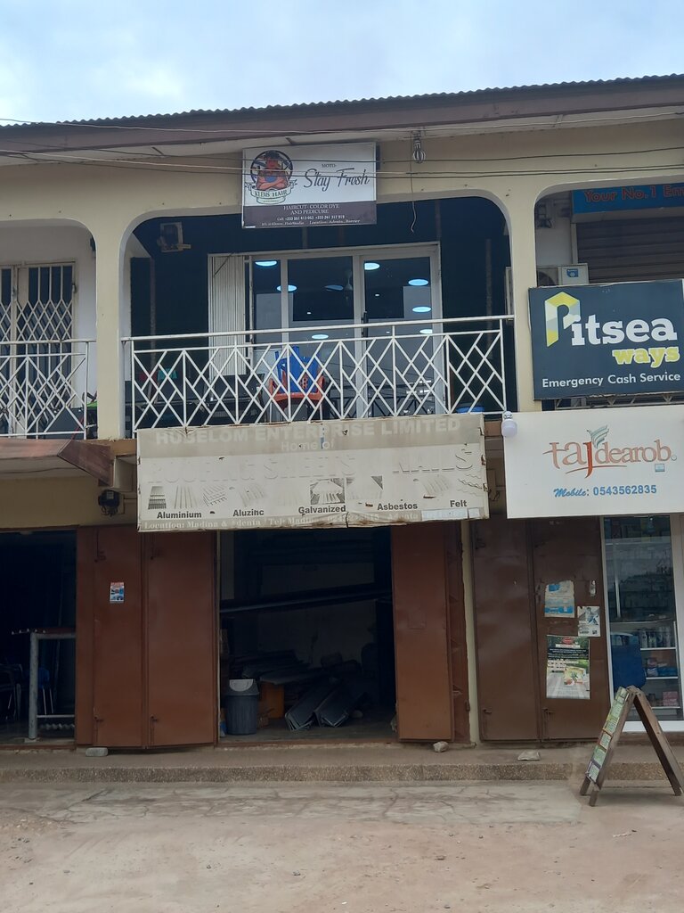 Kuaförler Kiems Hair Studios, Dünya, foto