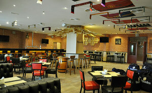 Freddy's Restrocafe Bowling (Dubai Grand Hotel by Fortune, Al Qusais 1, Deira, Dubai), restoran  Dubai'den