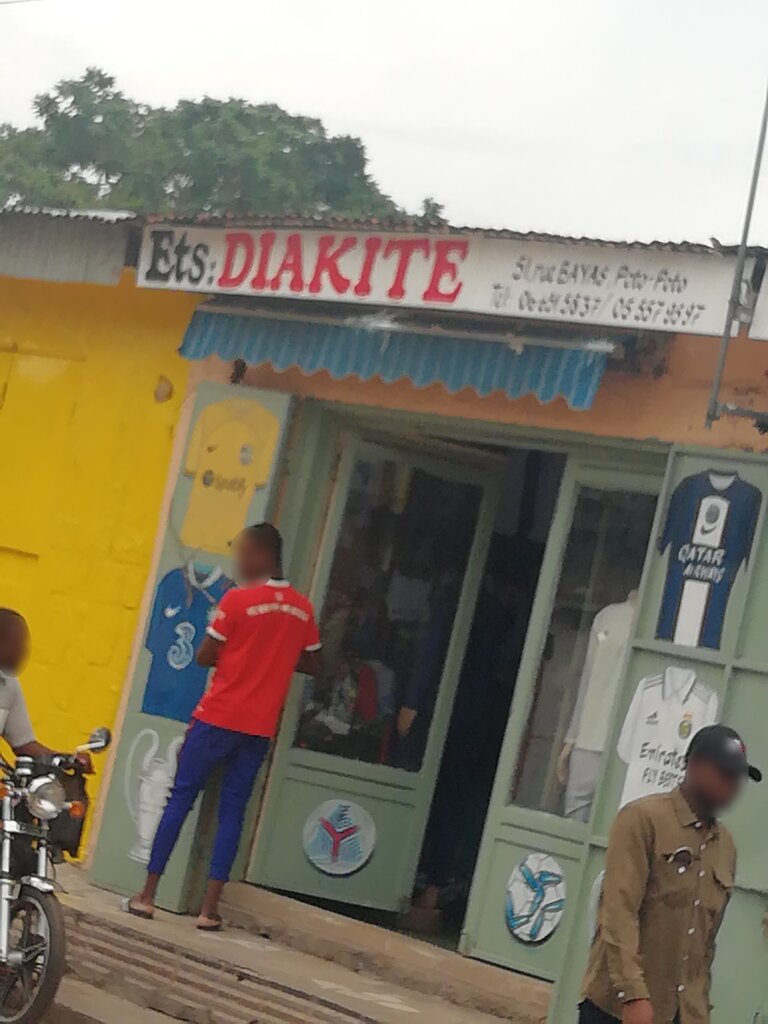Giyim mağazası Ets Diakite, Brazzaville, foto