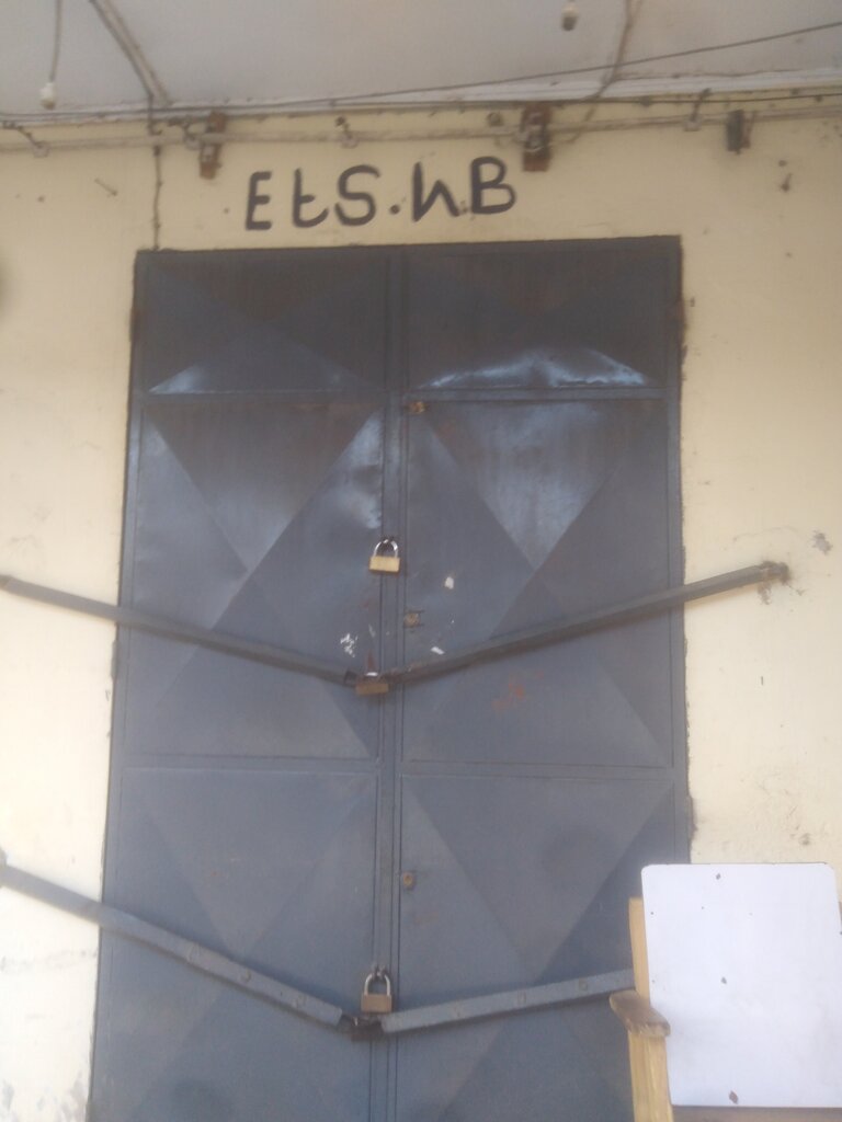 Tapu ve kadastro Ets Hb, Brazzaville, foto