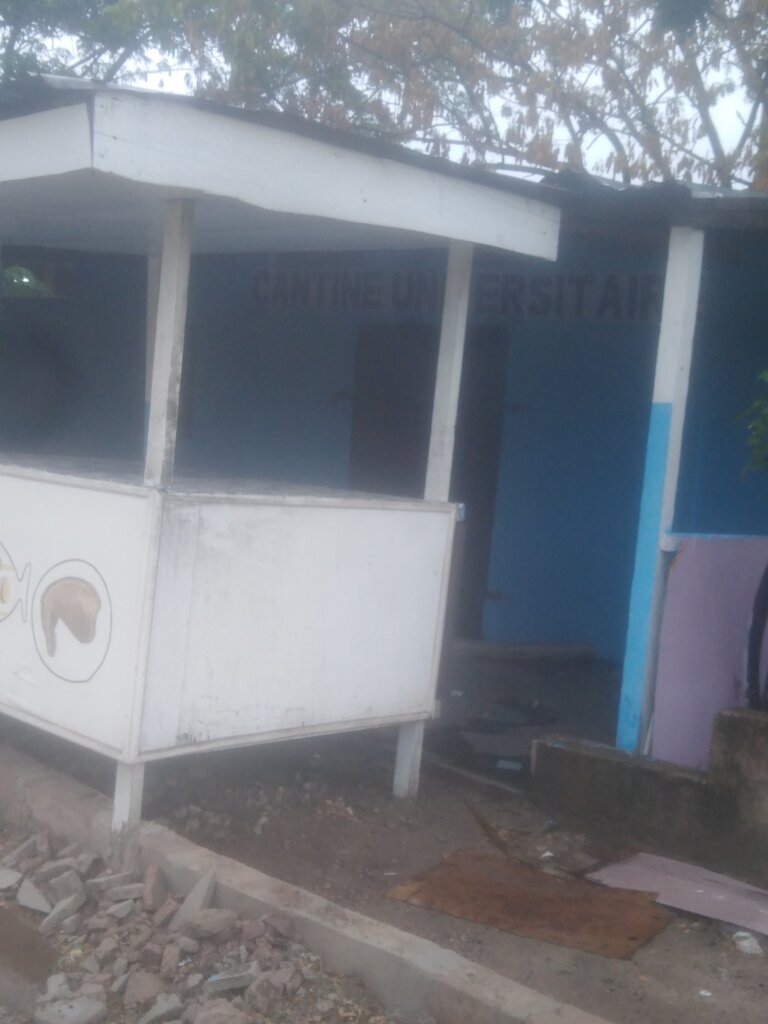 Kantin, yemekhane Cantine Universaire, Brazzaville, foto