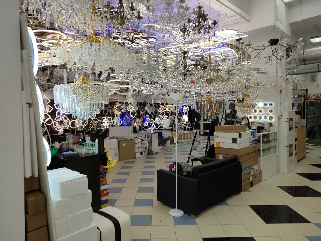 Lamba ve avize mağazaları Гармония света, Cheboksary, foto