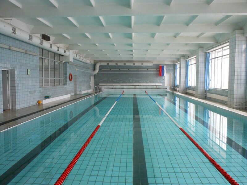 Yüzme havuzları Плавательный бассейн школы № 61, Omsk, foto