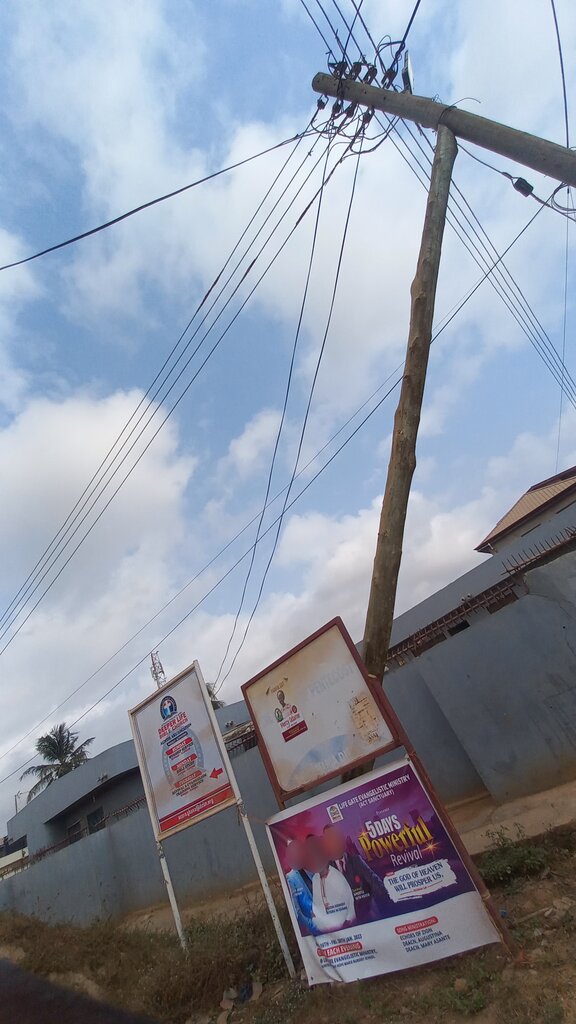 Dini dernekler Life Gate Evangelistic Ministry, Dünya, foto