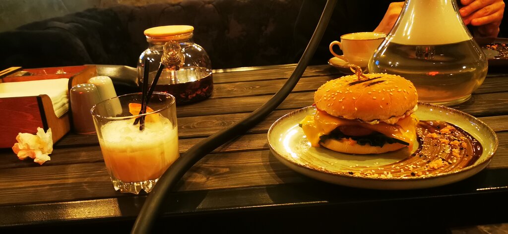 Kafe Хот Босс, Tsimliansk, foto