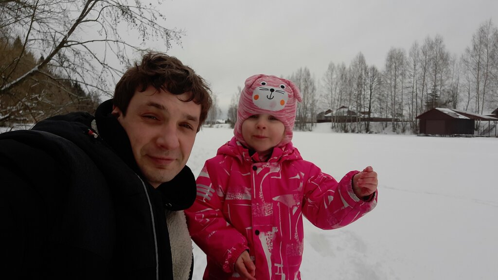 Pınar, çay Spring, stream, Dubna, foto