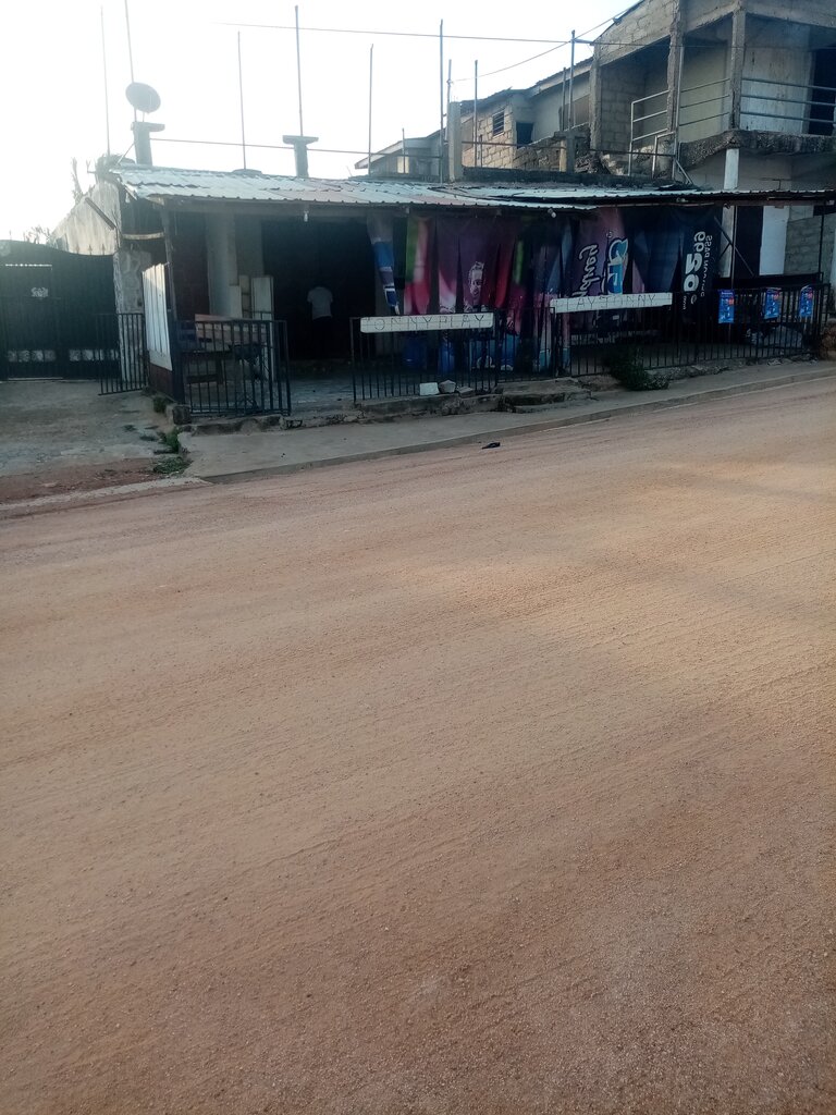 Bar Jonnyplay Pub, Dünya, foto