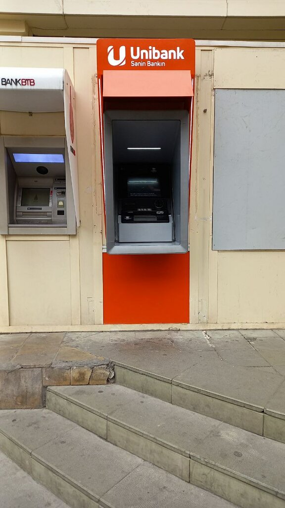 ATM'ler Unibank ATM, Bakü, foto