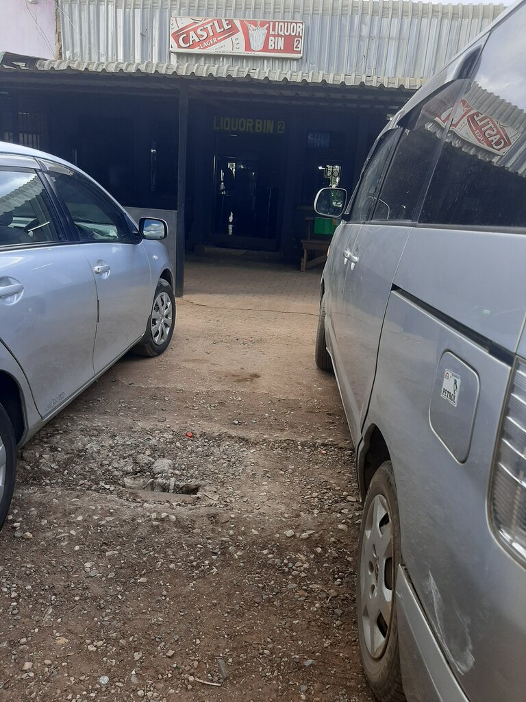 Bilardo salonları Liquor Bin 2, Lusaka, foto