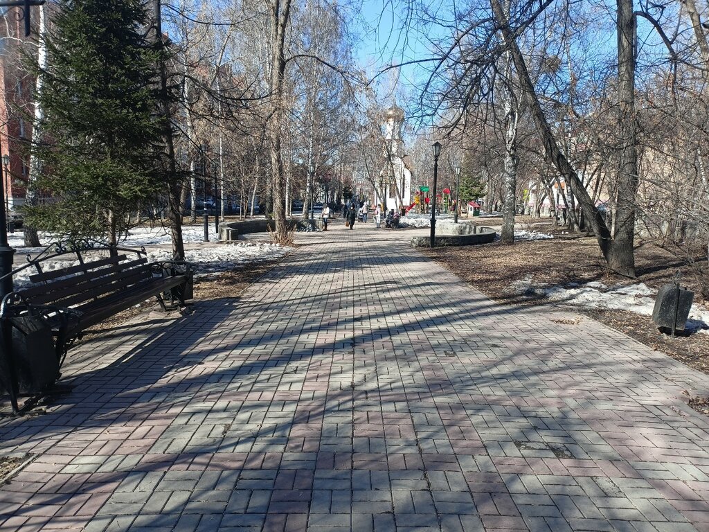 Meydan Public Garden Geroev Chernobylya, Tomsk, foto