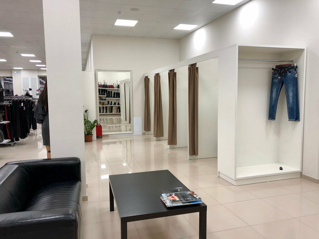 Giyim mağazası Maizza, Rostovskaya oblastı, foto