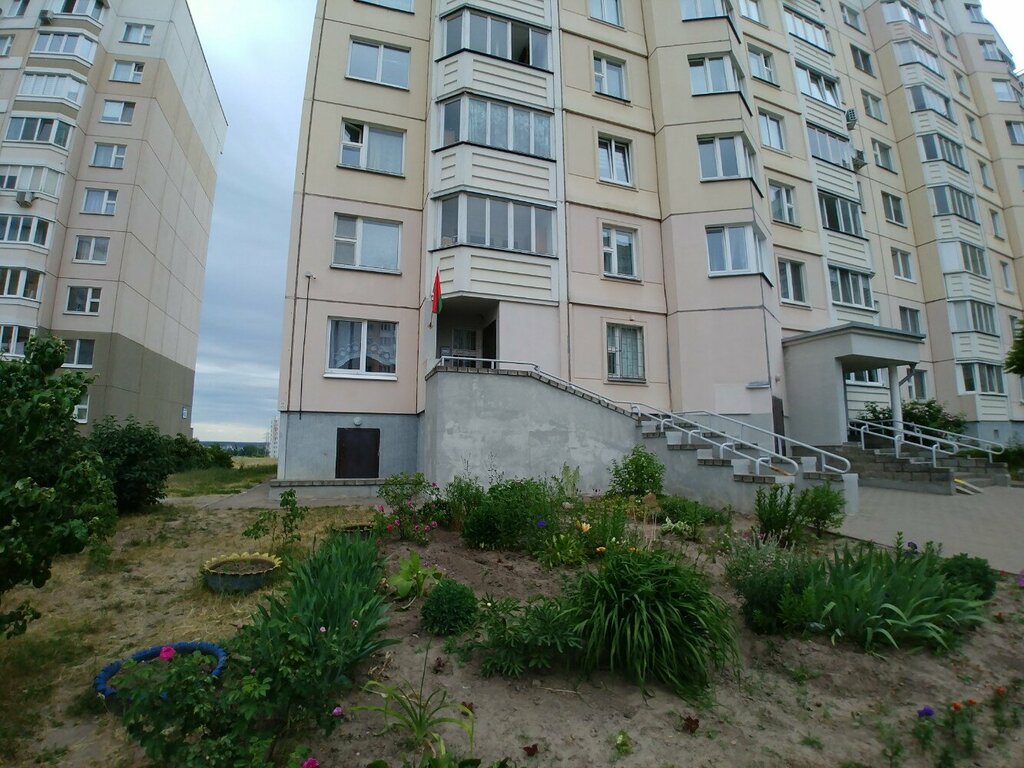 Bina, site yönetimi Домбровка, Minsk, foto