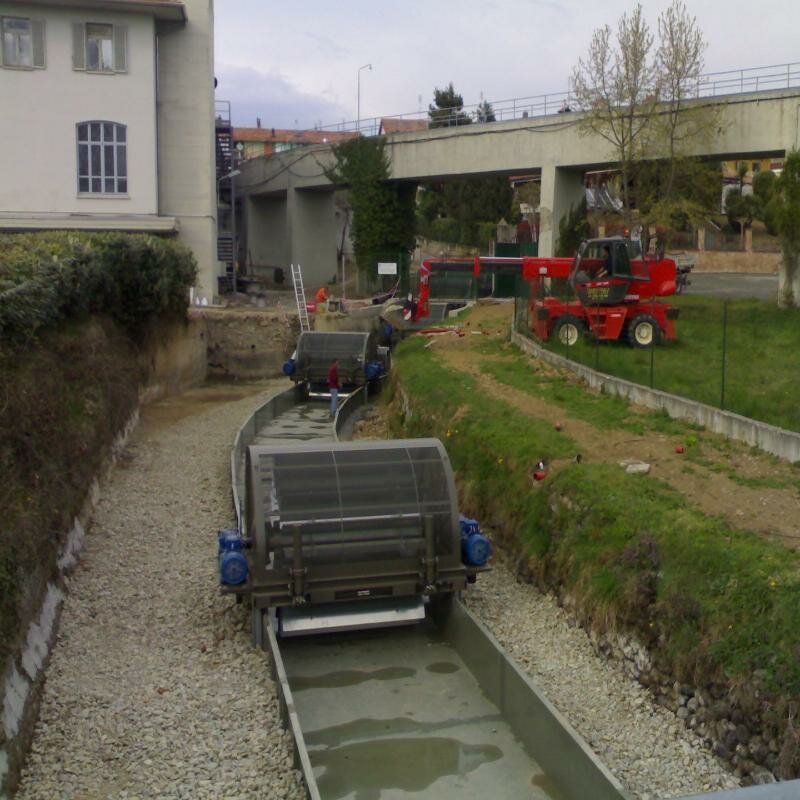 Yol ve asfalt ürünleri B. S. T. e Toneng Edil, Piyemonte, foto