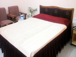 Hotel Sambit International (zheleznaya doroga, Puri), otel