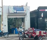 Quincaillerie (Brazzaville, Avenue des Trois Martyrs), yapı mağazası  Brazzaville'den