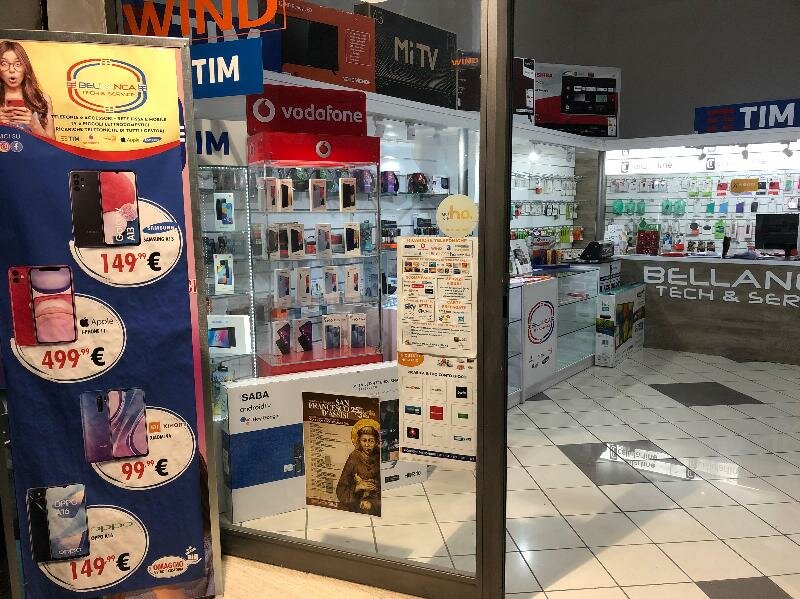 Telekomünikasyon ekipmanları Bellanca Tech e Service, Sicilya, foto