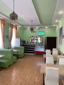 Kafe & Coffee (ulitsa Karla Libknekhta No:79), kafe  Buinsk'ten (Bua'dan)
