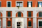 Inn White Rome Holiday House (Via Pomezia No:30), otel  Roma'dan
