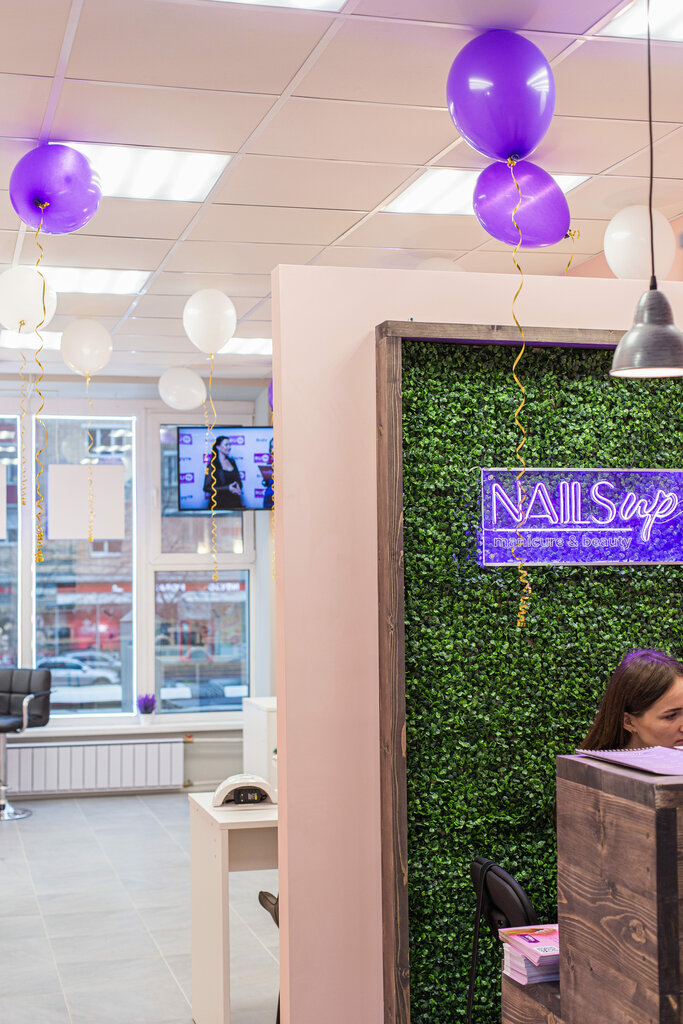 Manikür-pedikür Nails Up, Moskova, foto