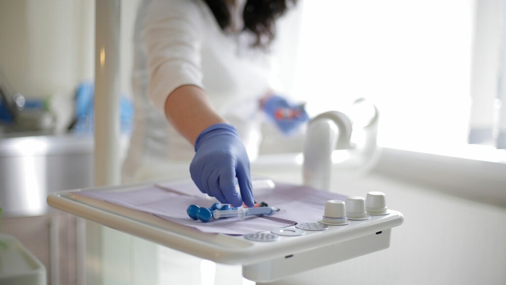 Özel ağız ve diş sağlığı klinikleri ve muayenehaneleri Orthosadent, Kito, foto