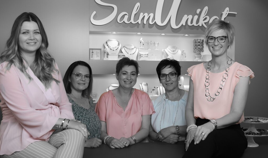 Saat üreticileri ve toptancıları SalmUnikat Schmuck Uhren GmbH, Aargau, foto
