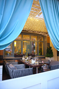 The Park (Svobody Street No:6А), restoran  Ramenskoye'den