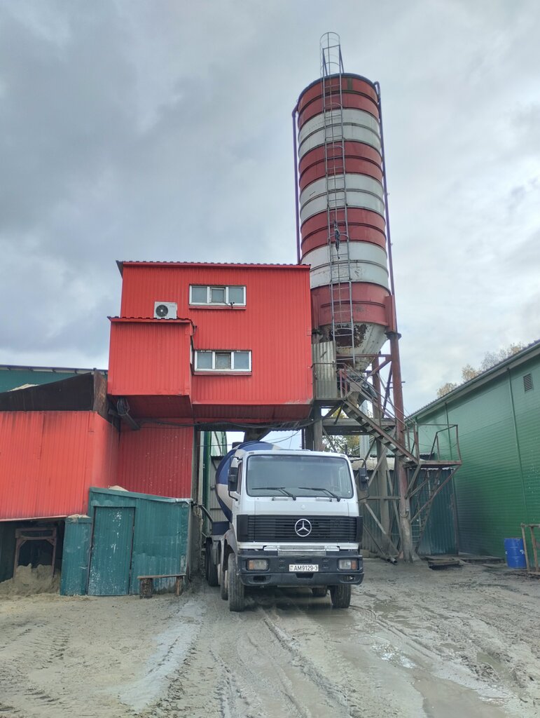 Beton ve beton ürünleri üreticileri Magnate-Builder, Gomel, foto