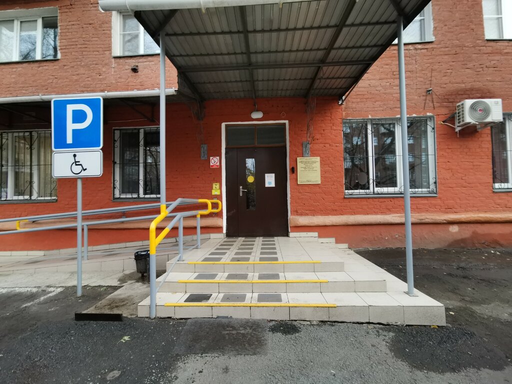 Sosyal yardım kuruluşları Kompleksny tsentr sotsialnogo obsluzhivaniya naseleniya Omskogo rayona, Omsk, foto