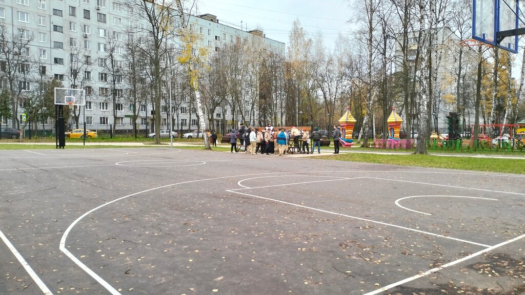Spor alanı Баскетбольная площадка, Puşkino, foto
