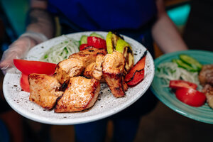 Pavlin (ulitsa Nikolaya Zelinskogo No:17, Tyumen), restoran  Tiumen'den