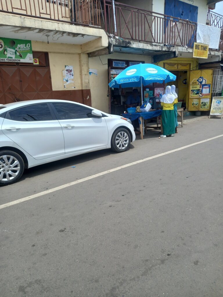 Market Ummi's Enterprise, Akra, foto