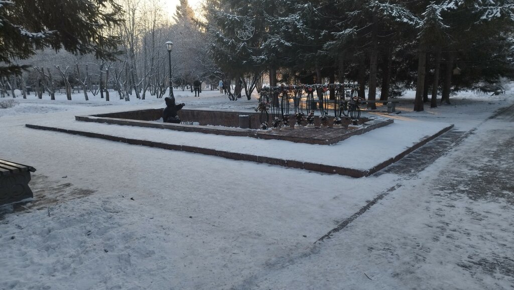 Dekorasyon ve süsleme, onur panosu Декоративное сооружение, Novosibirsk, foto