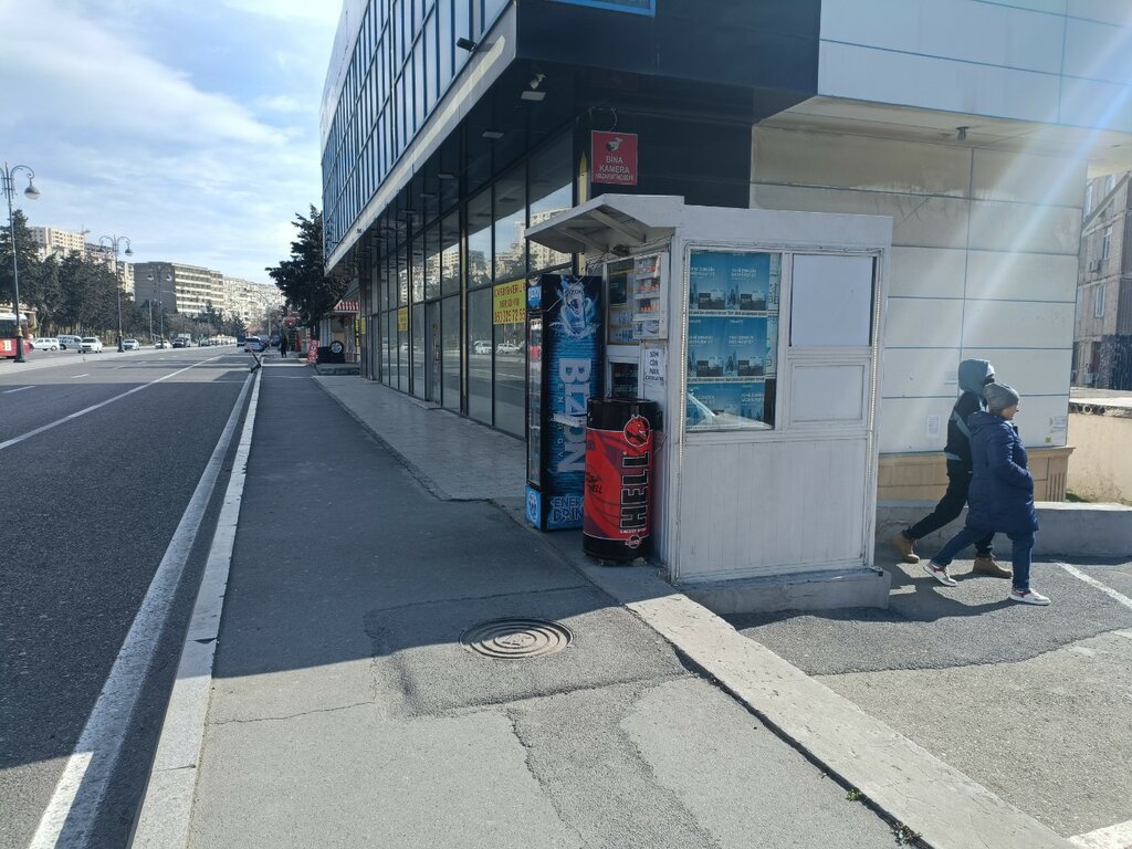 Gazete bayi Kiosk, Bakü, foto