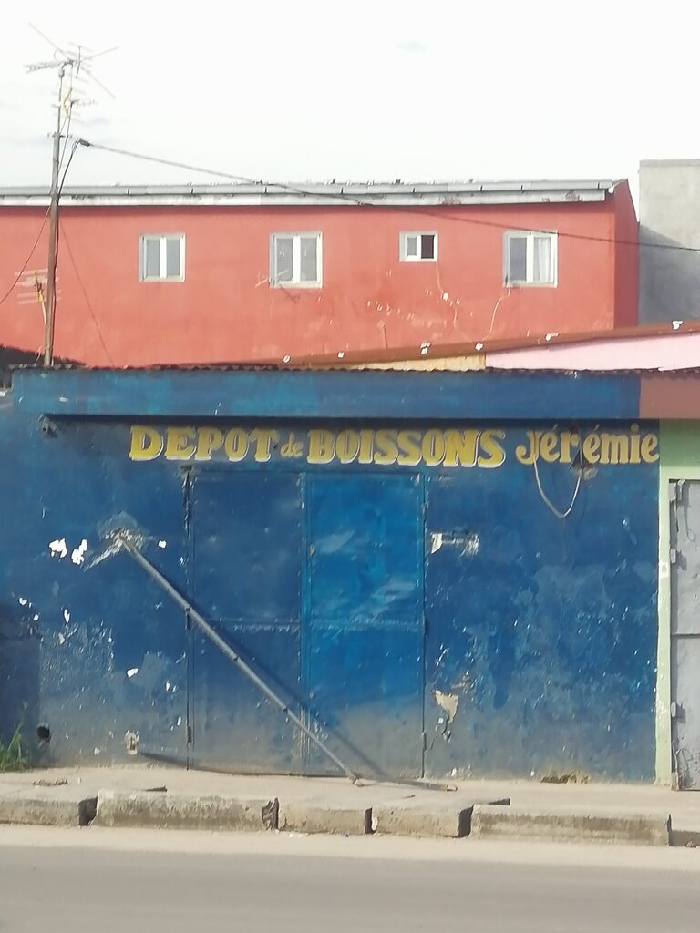 Su satışı +Основной текст, Brazzaville, foto