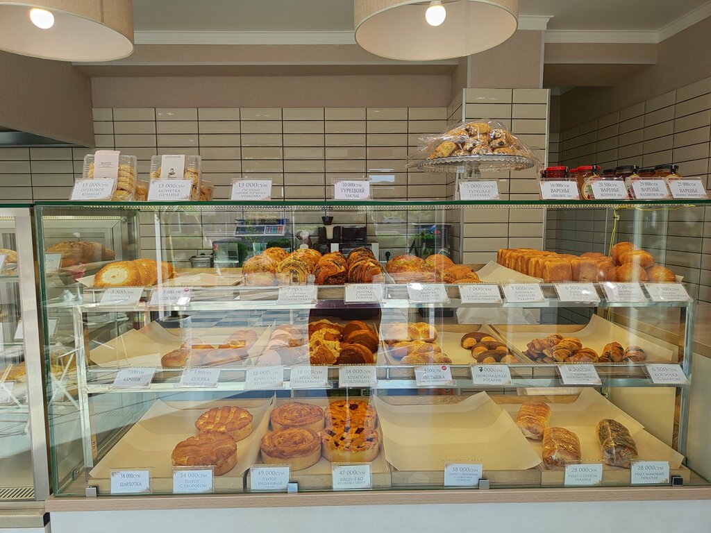 Ekmek fırını Pekarnya babushki Mayi, Taşkent, foto