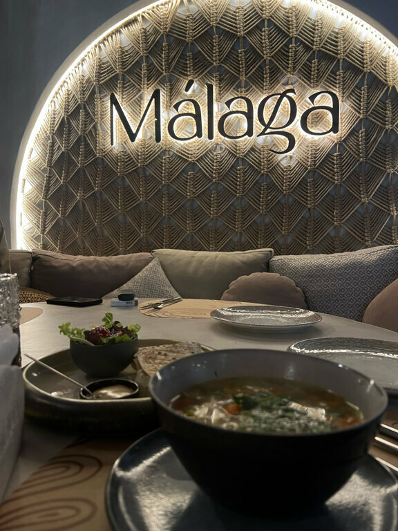 Restoran Malaga by Pink Berry, Erivan, foto