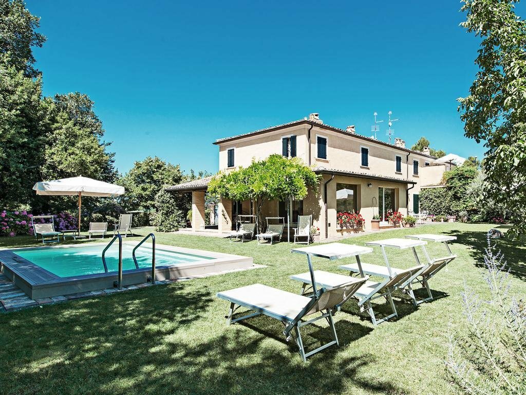 Otel Casa Ezelina Bed & Breakfast Apartments, Marche, foto