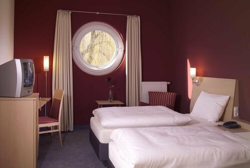 Otel Hotel Mainpromenade, Karlstadt, foto