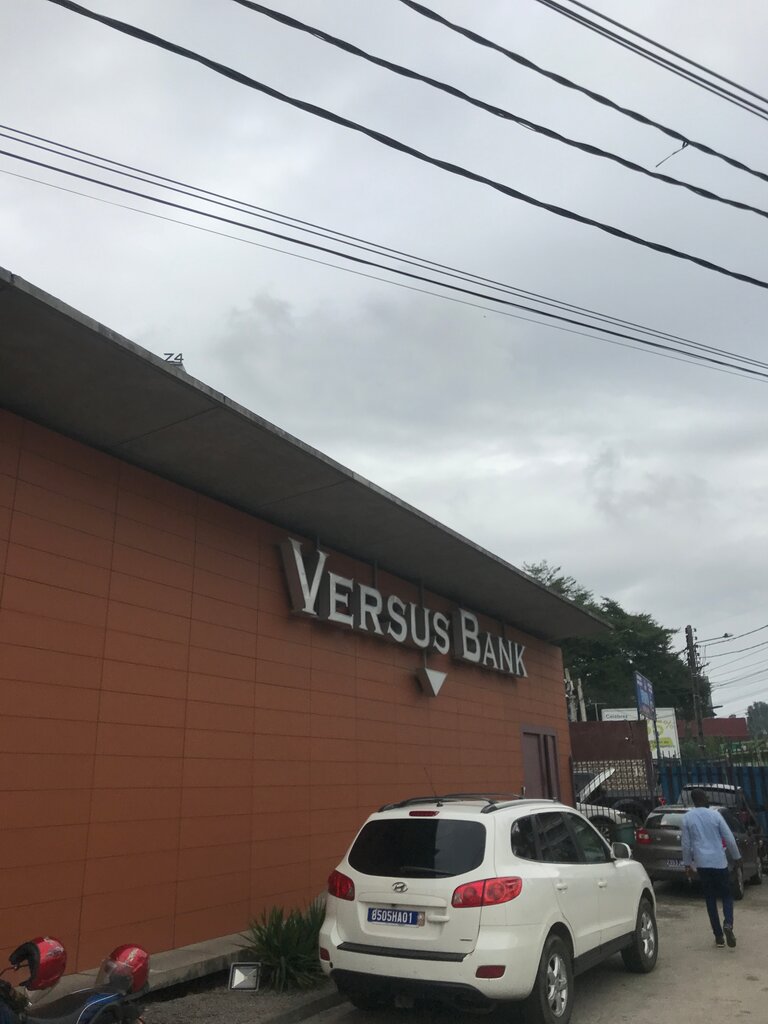 Banka Versus Bank, Abican, foto