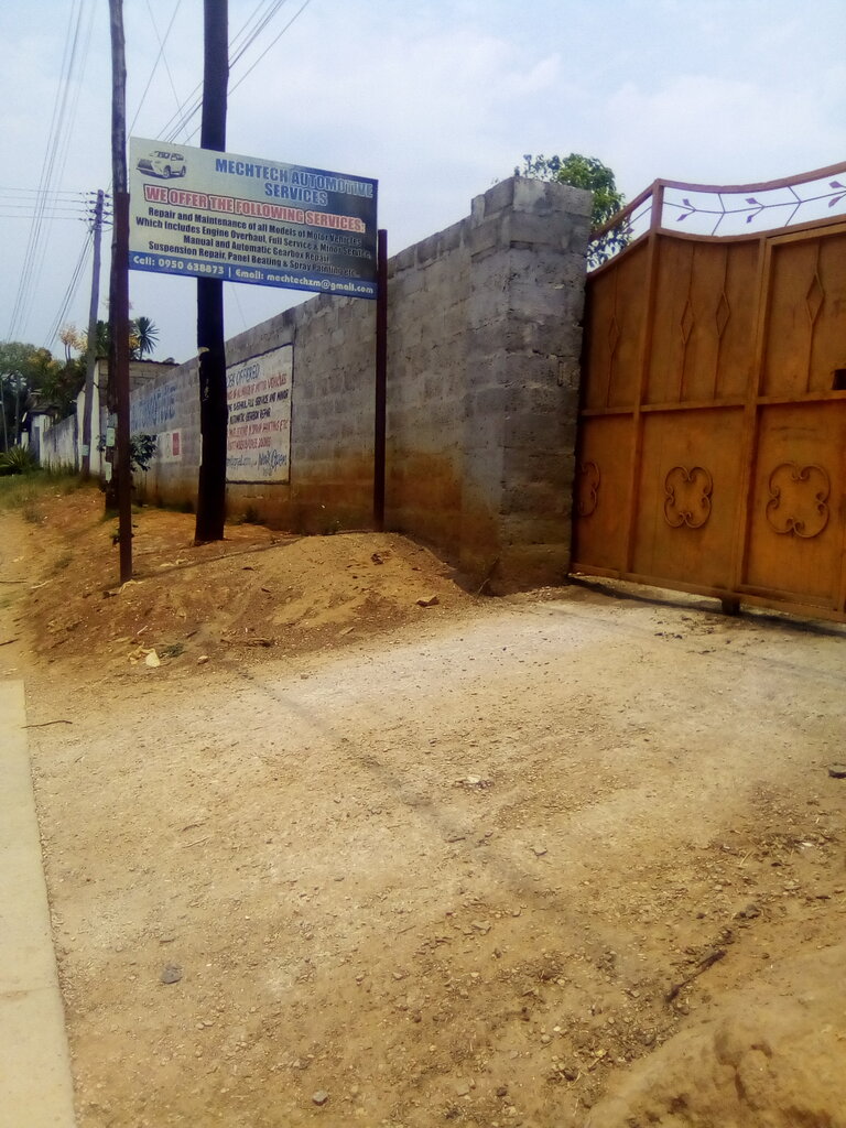 Otomobil servisi Mechtech Automotive Services, Lusaka, foto