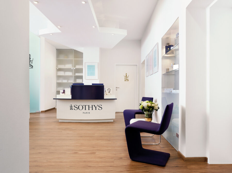 Kozmetik ve parfümeri mağazaları Cosmetic Waltraud, Innsbruck, foto