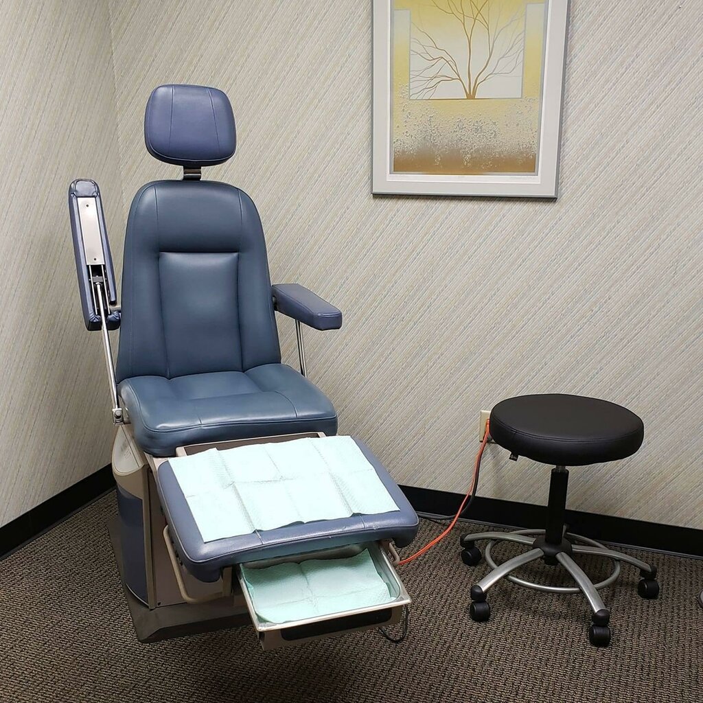 Özel muayenehaneler North Canton Podiatry: Priyanka Mude, Dpm, Ohio Eyaleti, foto