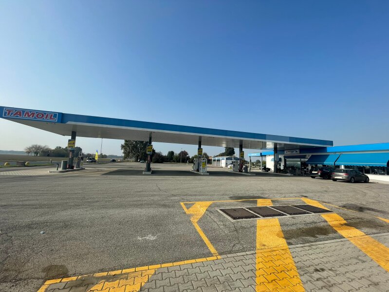 Otogaz dolum istasyonu Area di servizio Tamoil-Bar Ristorante Re Eliseo, Emilia‑Romagna, foto