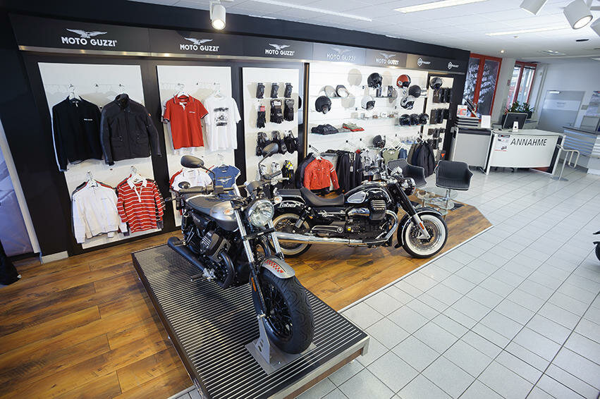 Motosiklet yedek parçaları Faber Roller & Bike - Carlbergergasse, Viyana, foto