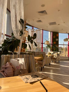 4 Kuxni (Ibragimova Avenue No:56), kafe  Kazan'dan
